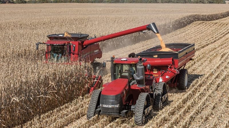 Pre-harvest combine inspections, in-field maintenance and adjustments ...