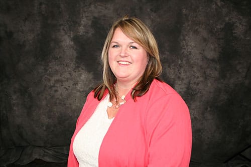2016 Young Farmer Agriculture Leader finalist inspires children ...