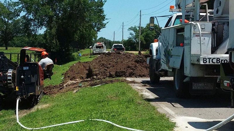 House passes $1T infrastructure bill; roads, broadband the focus ...