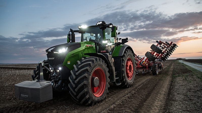 Fendt launches 1000 Vario Gen4 Tractor, Optimum planter - Michigan Farm ...