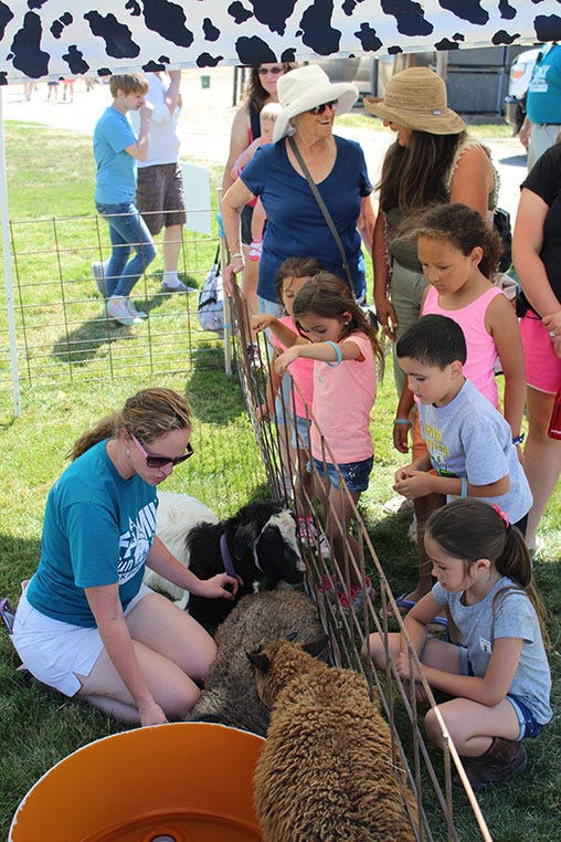 Family Fun at the Farm attracts crowd of 2,500 - Michigan Farm News