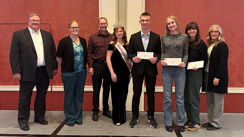 Michigan Apple scholarship recipients announced - Michigan Farm News
