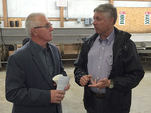 Upton visit: Growers vent H-2A woes - Michigan Farm News