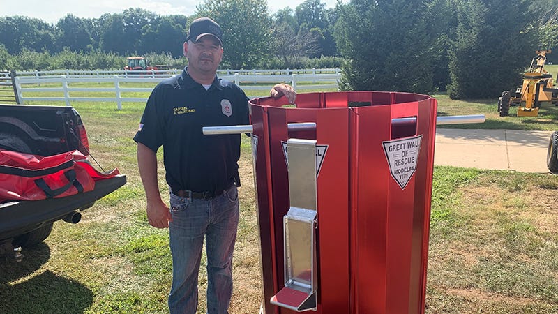 Firefighters talk grain entrapments with MFB members, urge rescue tube ...