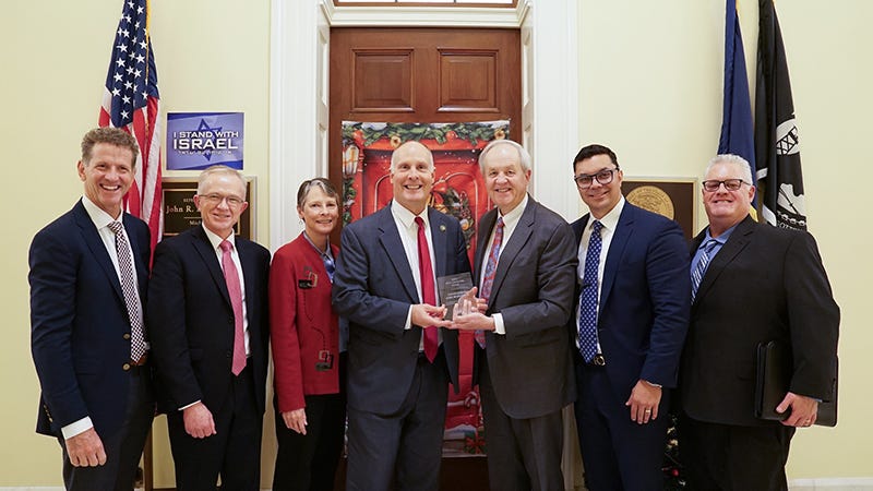 Moolenaar named International Dairy Foods Association Leadership Award ...