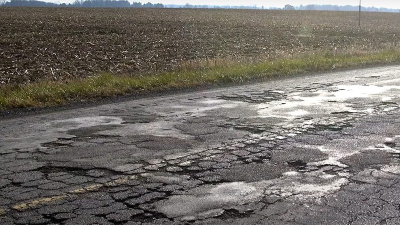 Know the rules of the road with frost laws taking effect - Michigan ...