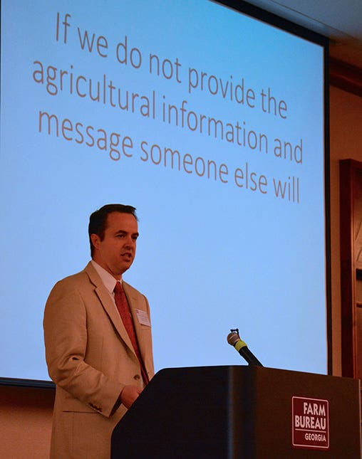 Connecting college students to agriculture: A success story - Michigan ...